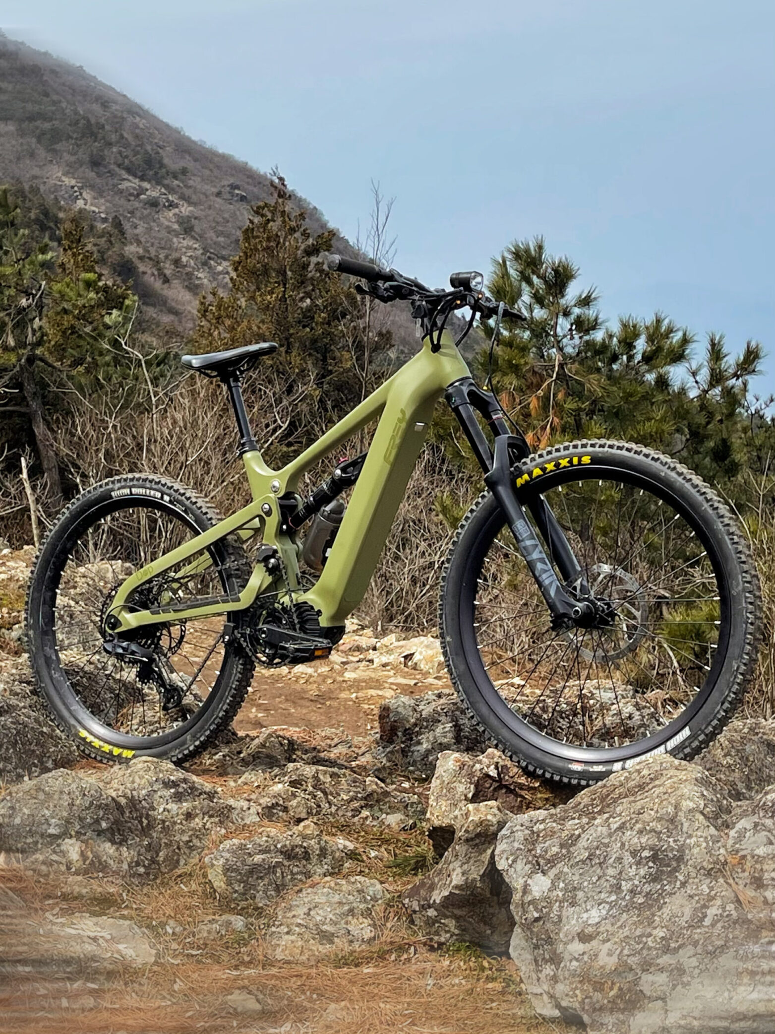 Electric Bike with Throttle - 2024's Best Off-Roader! - FreyBike